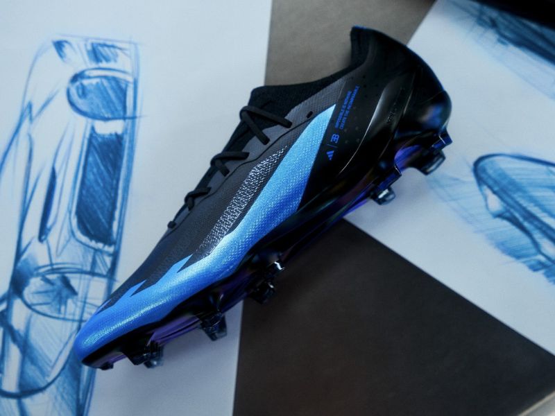 Adidas và Bugatti hợp tác trình làng phiên bản giới hạn X Crazyfast ...